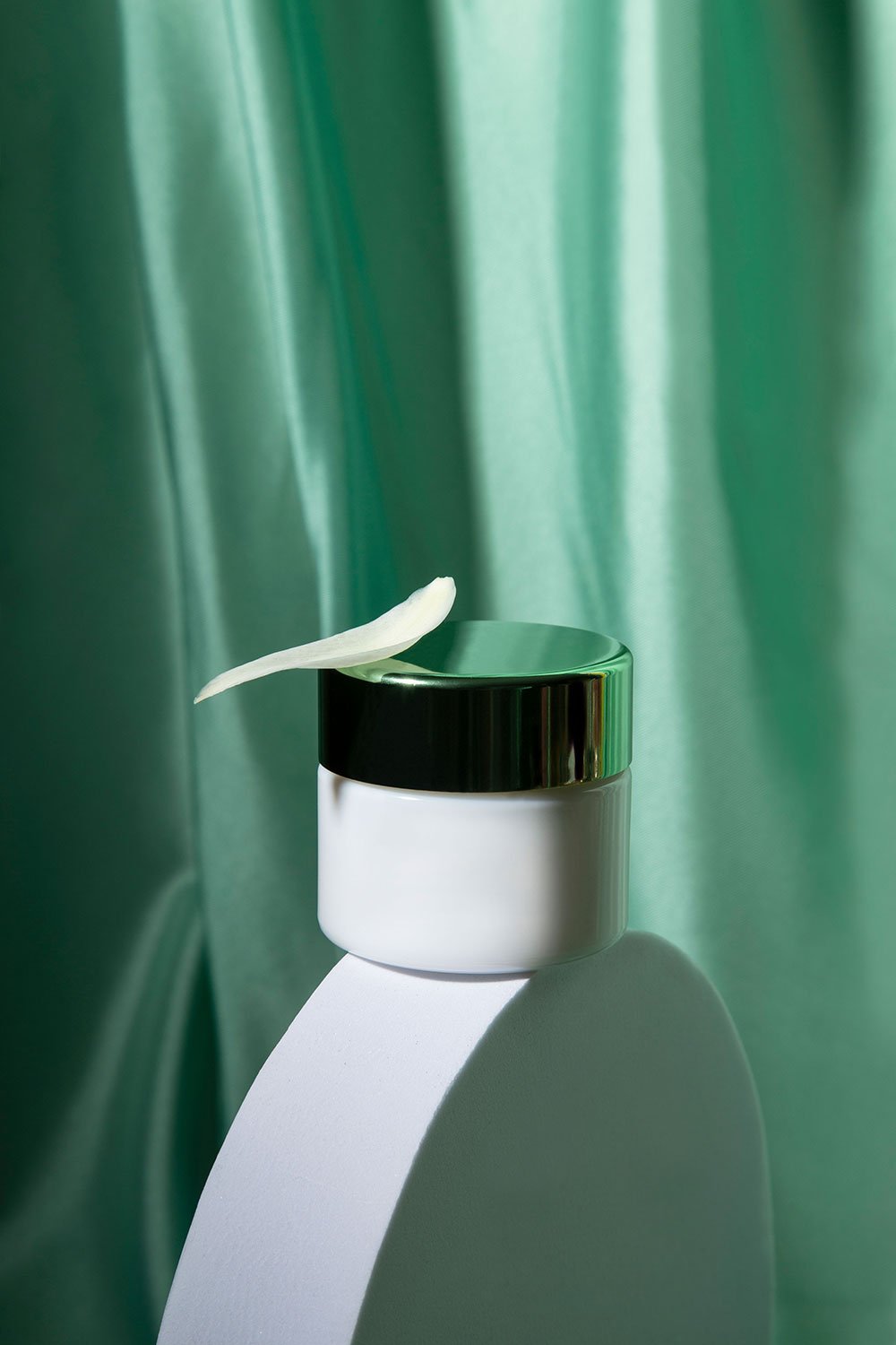 Kate Ili - Product & Still Life Photography